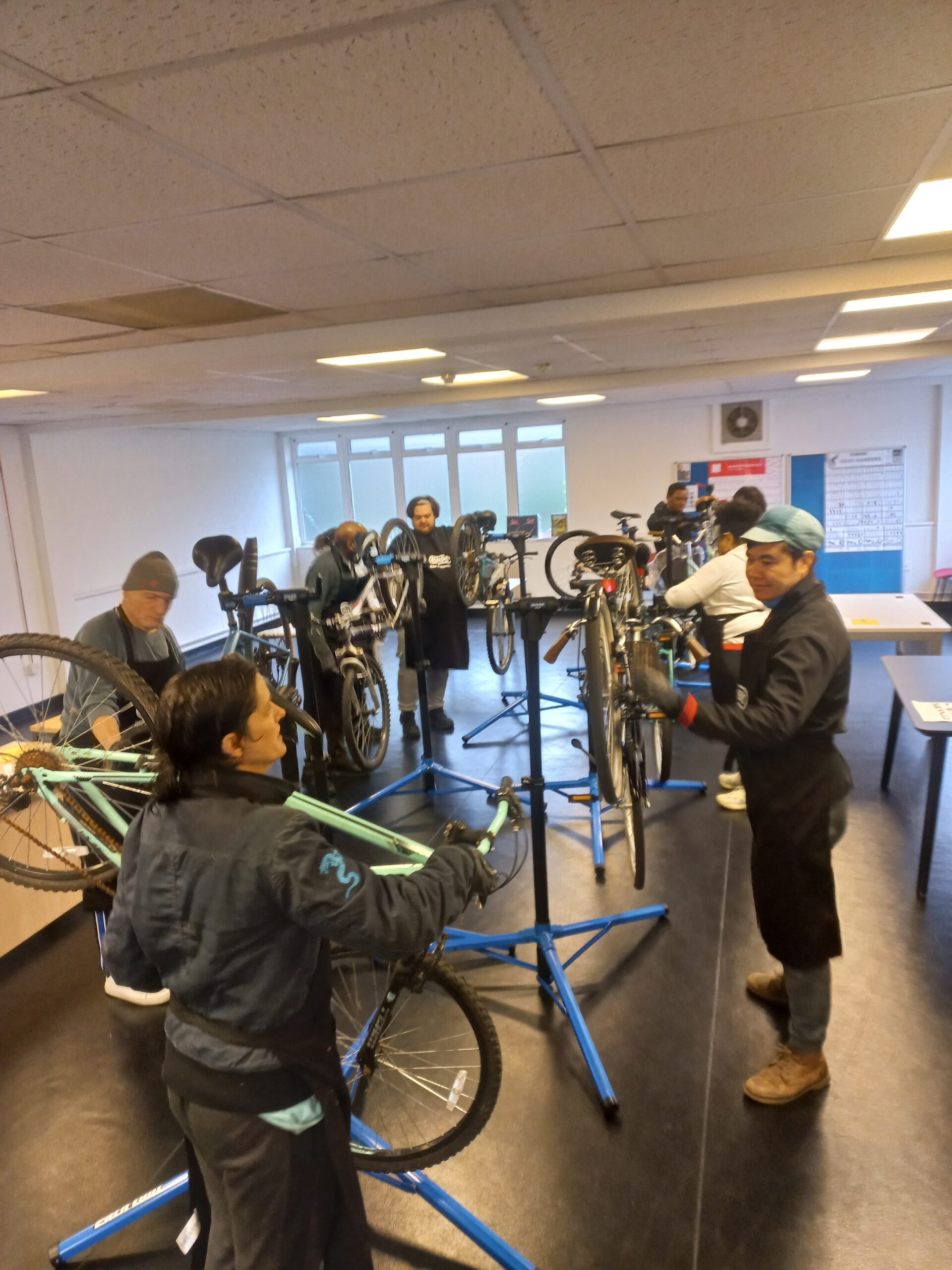 Holloway Park Community: L1 Cycle Maintenance at our Green Skills Hub